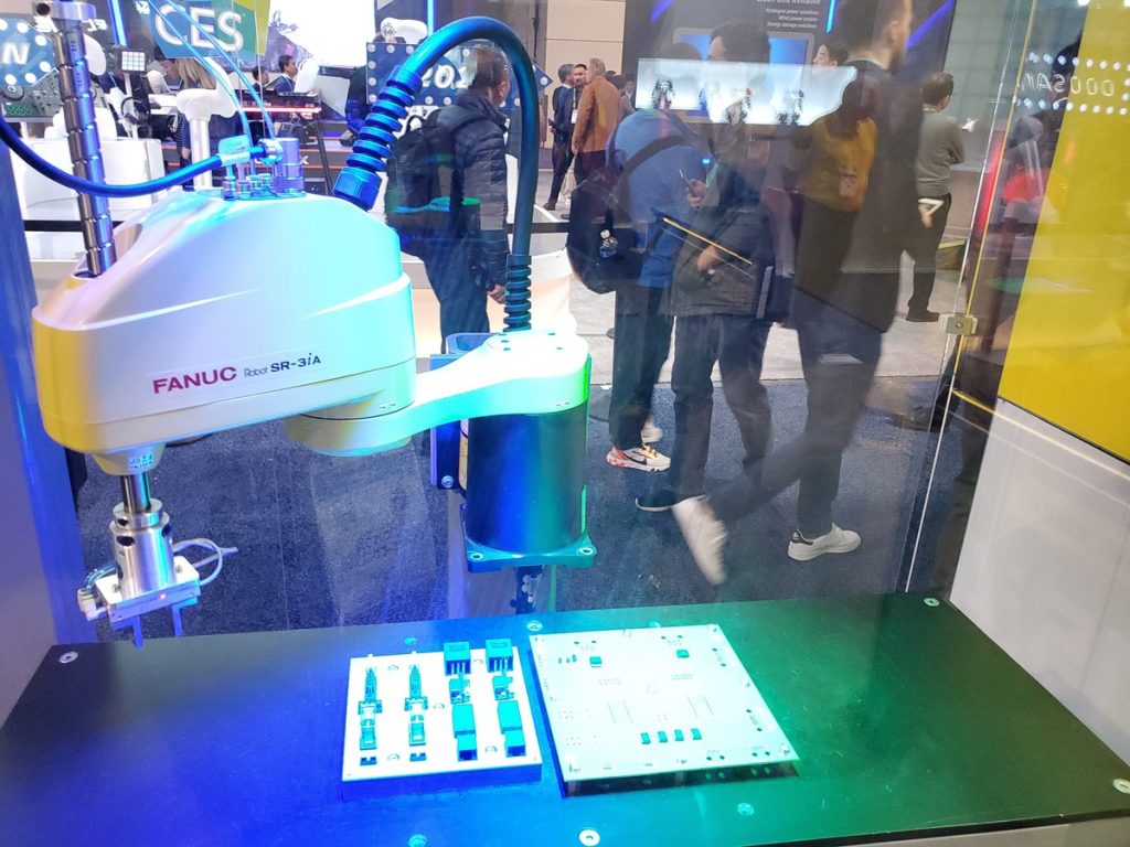 Find Homogeneous Transformation Matrices for a Robotic Arm